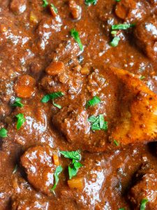 Tuscan Slow Cooked Braised Beef in Wine Sauce - Healthy World Cuisine